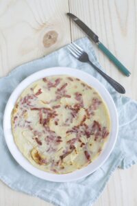Pannenkoek gevuld met appel en spek - Brenda Kookt