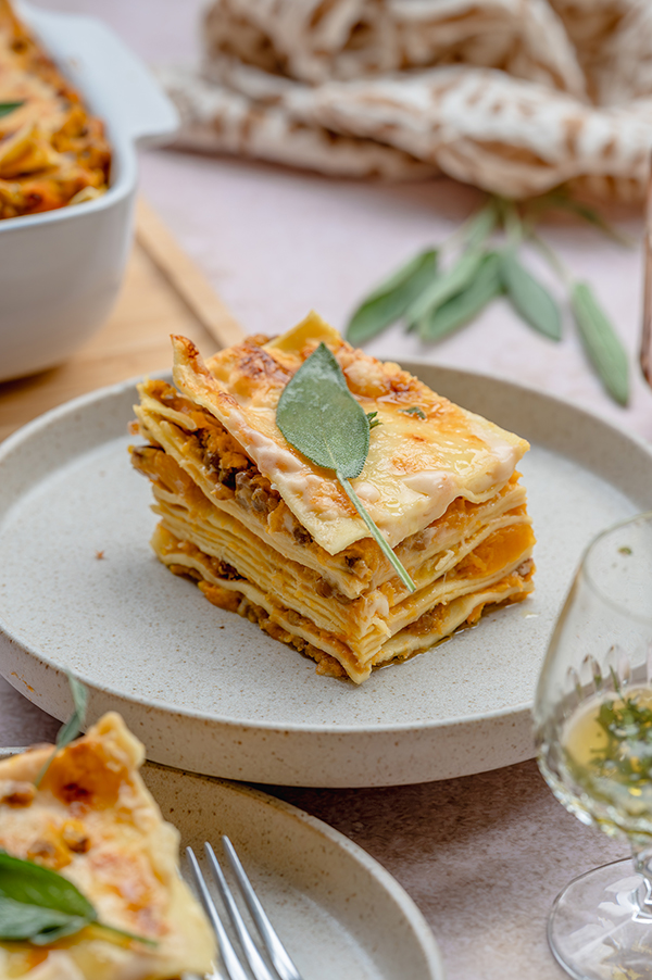 Pompoenlasagne met linzen - vegetarische lasagne met pompoen