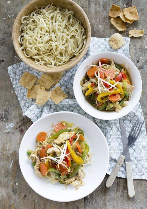 Tjap Tjoy met kip en gekookte bami of rijst - snel recept